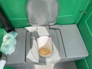 DIY "Super Clean Composting Toilet" Design | Midwest Permaculture